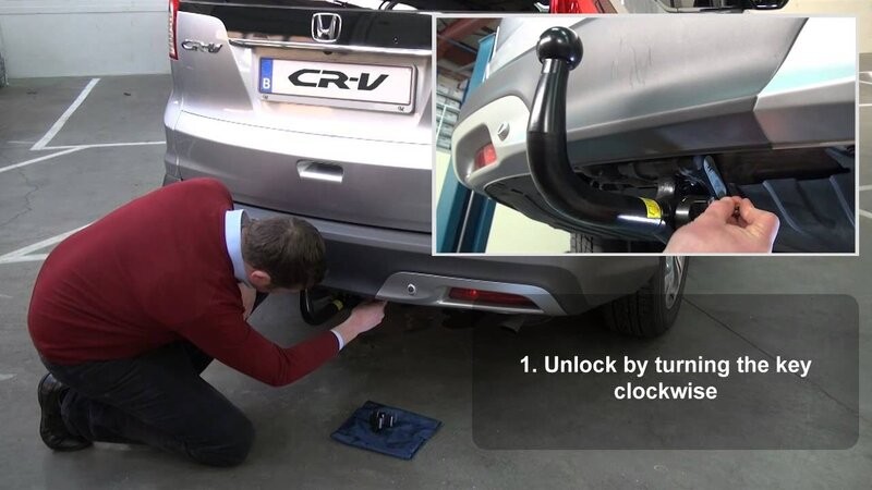 How to remove a trailer hitch lock? | Carguideinfo.com